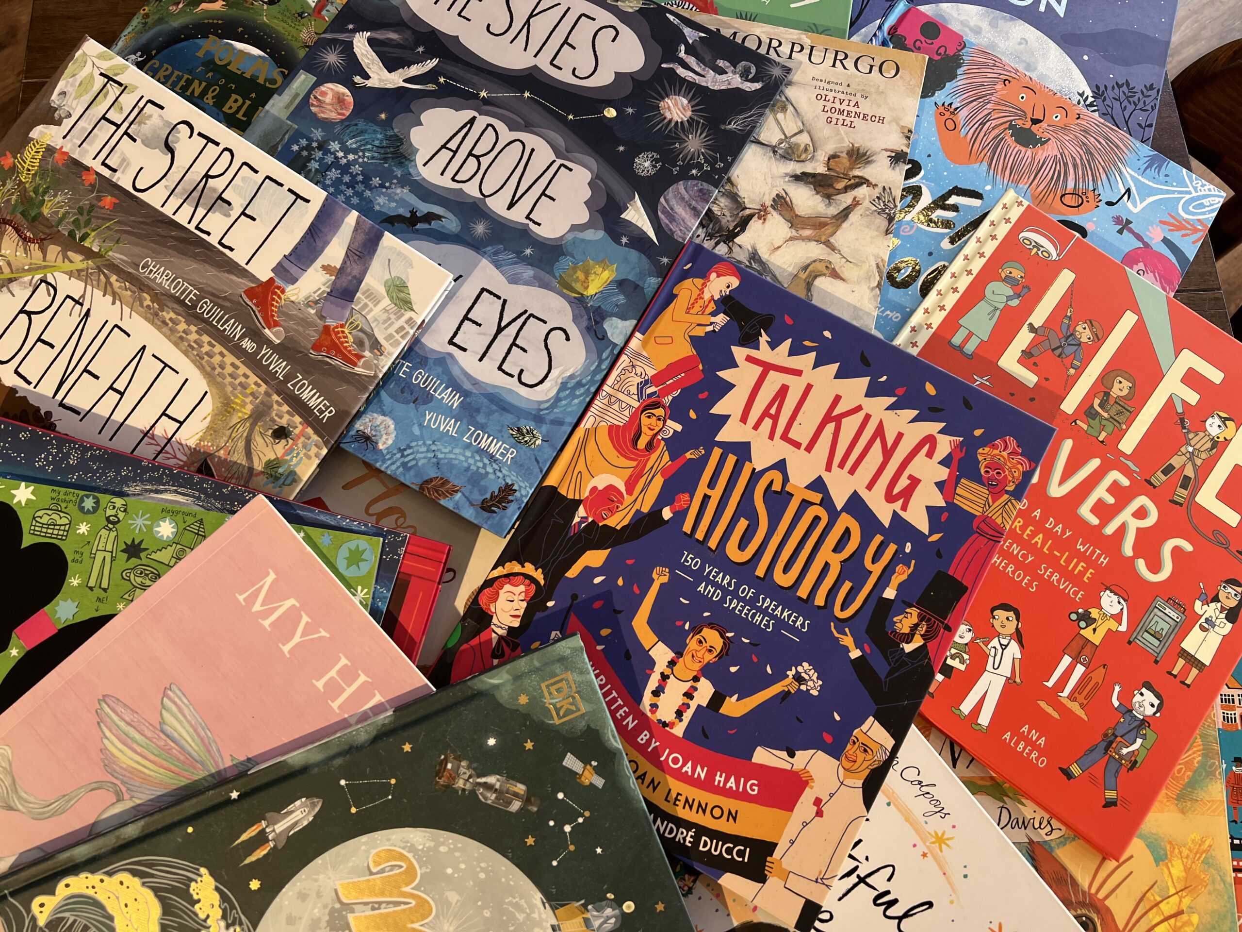 Hooks into Books - Seven Stories | The National Centre for Children's Books